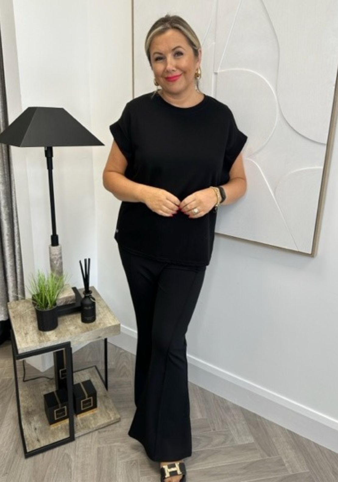 Malissa J One Size Basic T Shirt, Black - McElhinneys