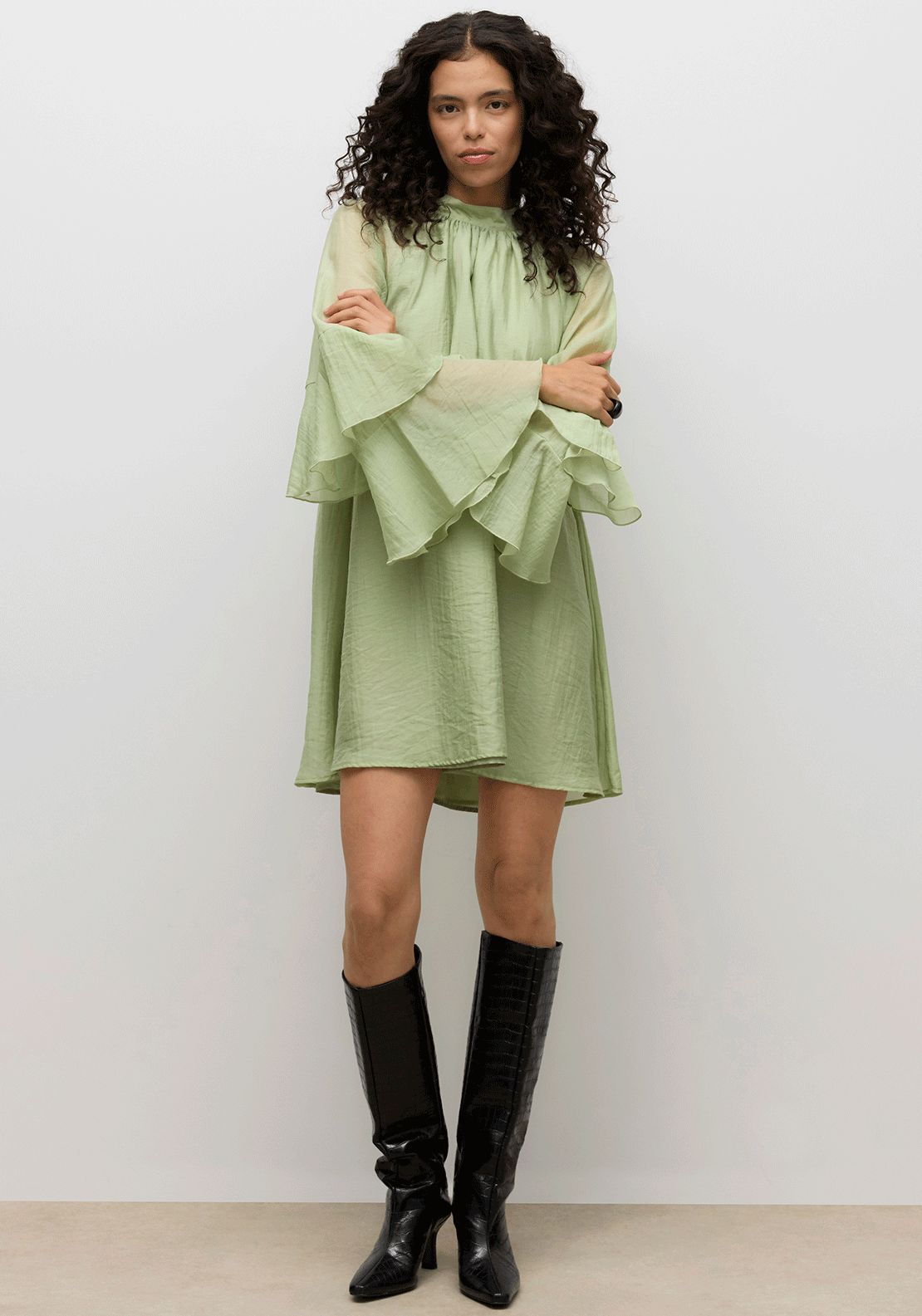 Vero Moda Aware Valora Tiered Sleeve Dress, Green - McElhinneys