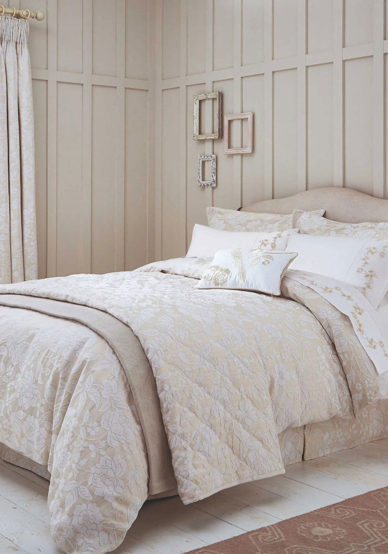 sanderson bedding