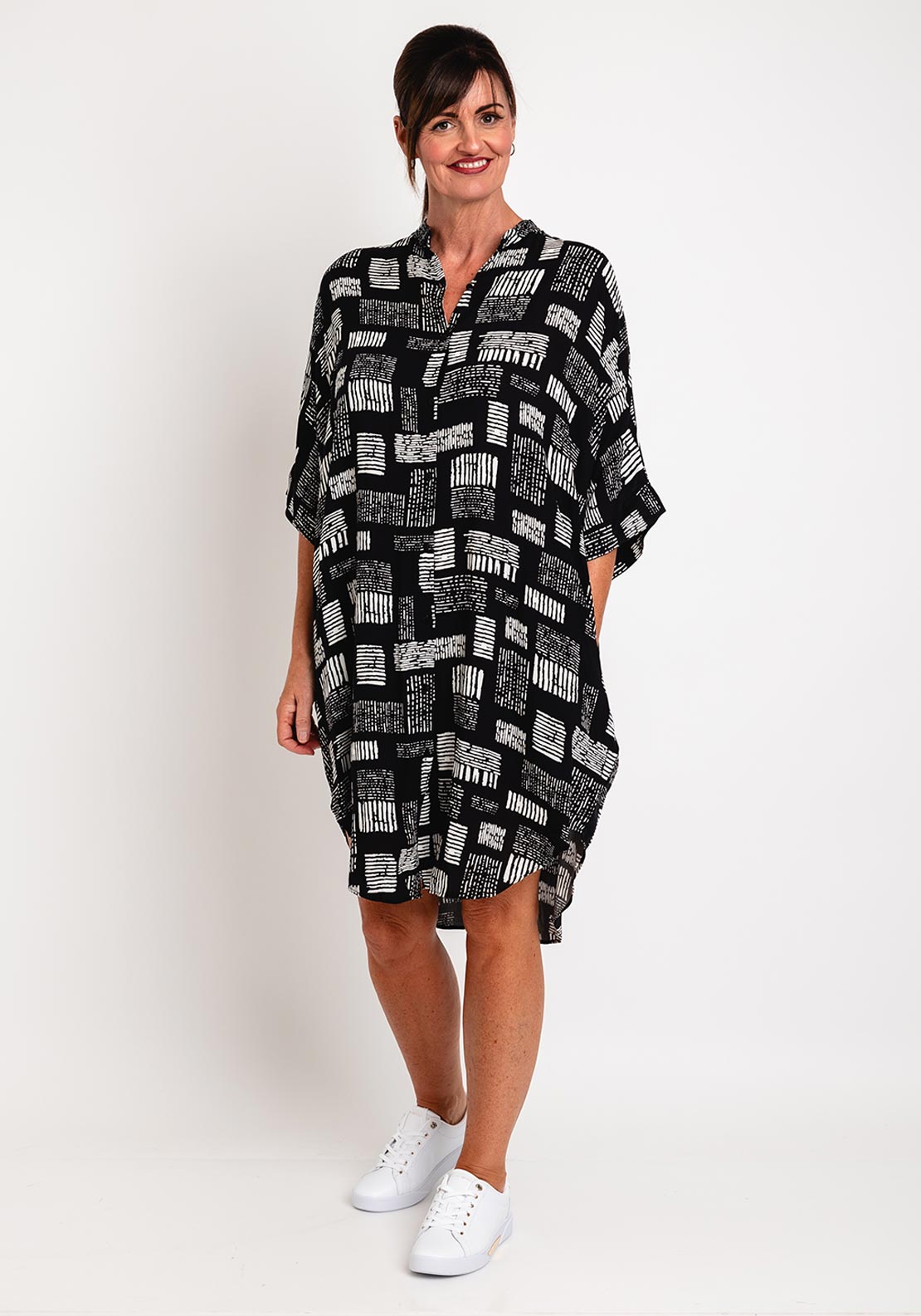 Natalia Collection One Size Printed Midi Shirt Dress, Black - McElhinneys