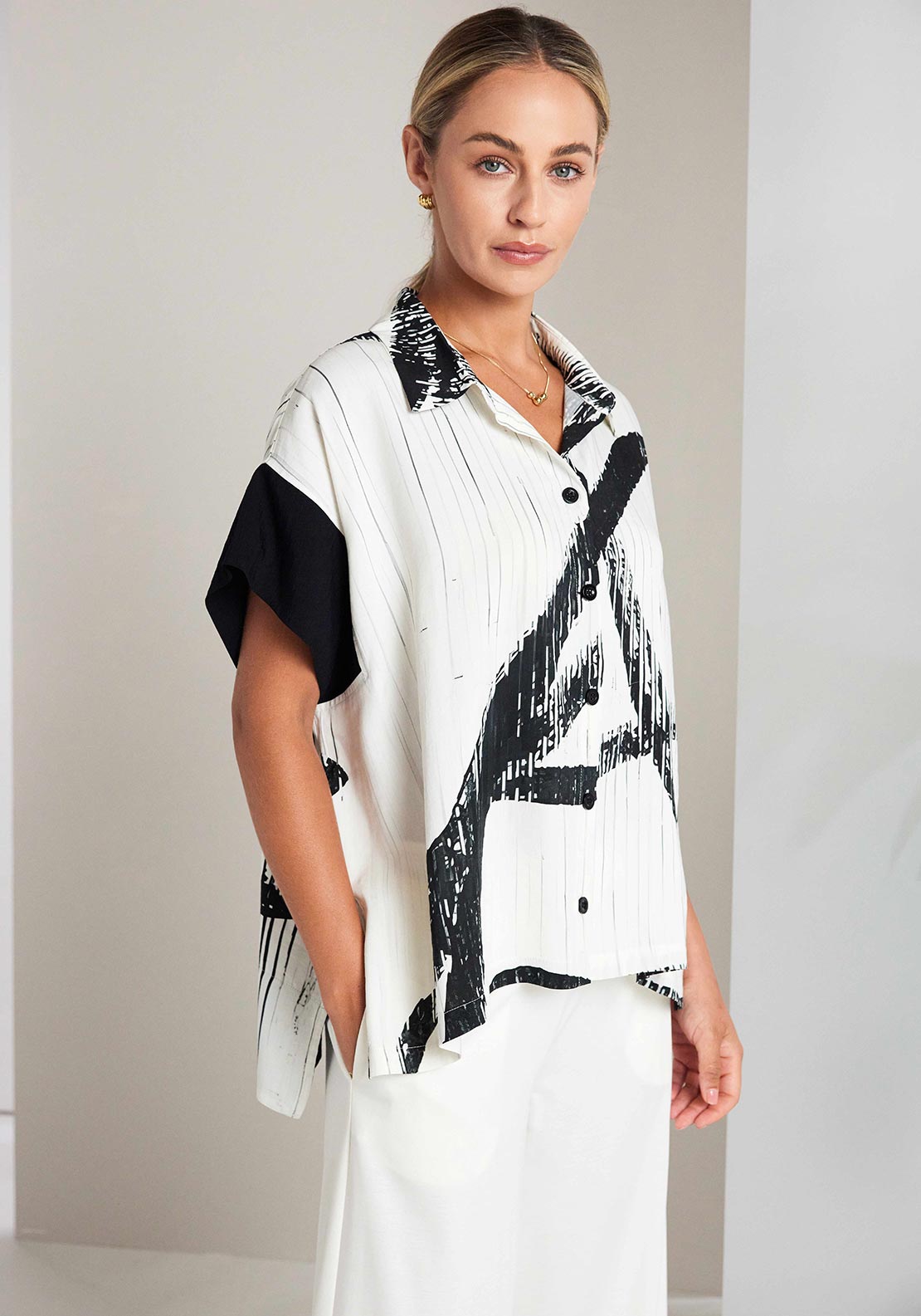 Naya Abstract Stripe Effect Short Sleeve Shirt, White & Black - McElhinneys