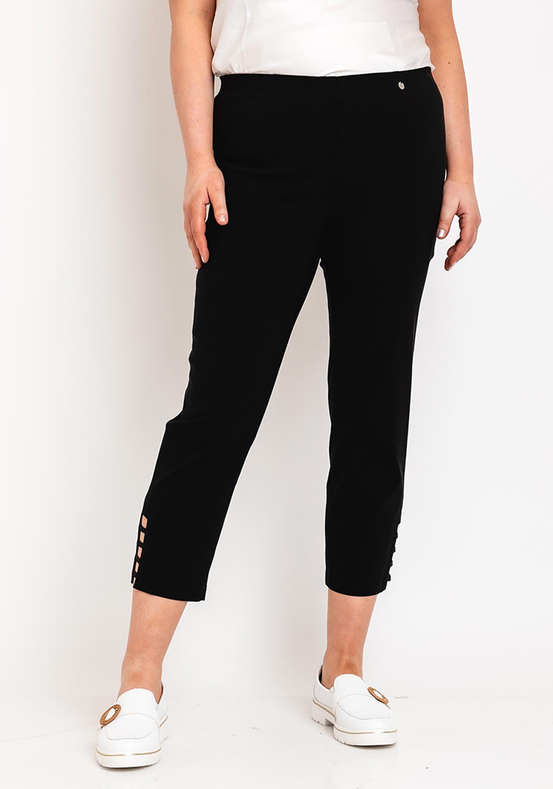 Robell Lena Slim Fit Stretch Cropped Trousers, Black - McElhinneys