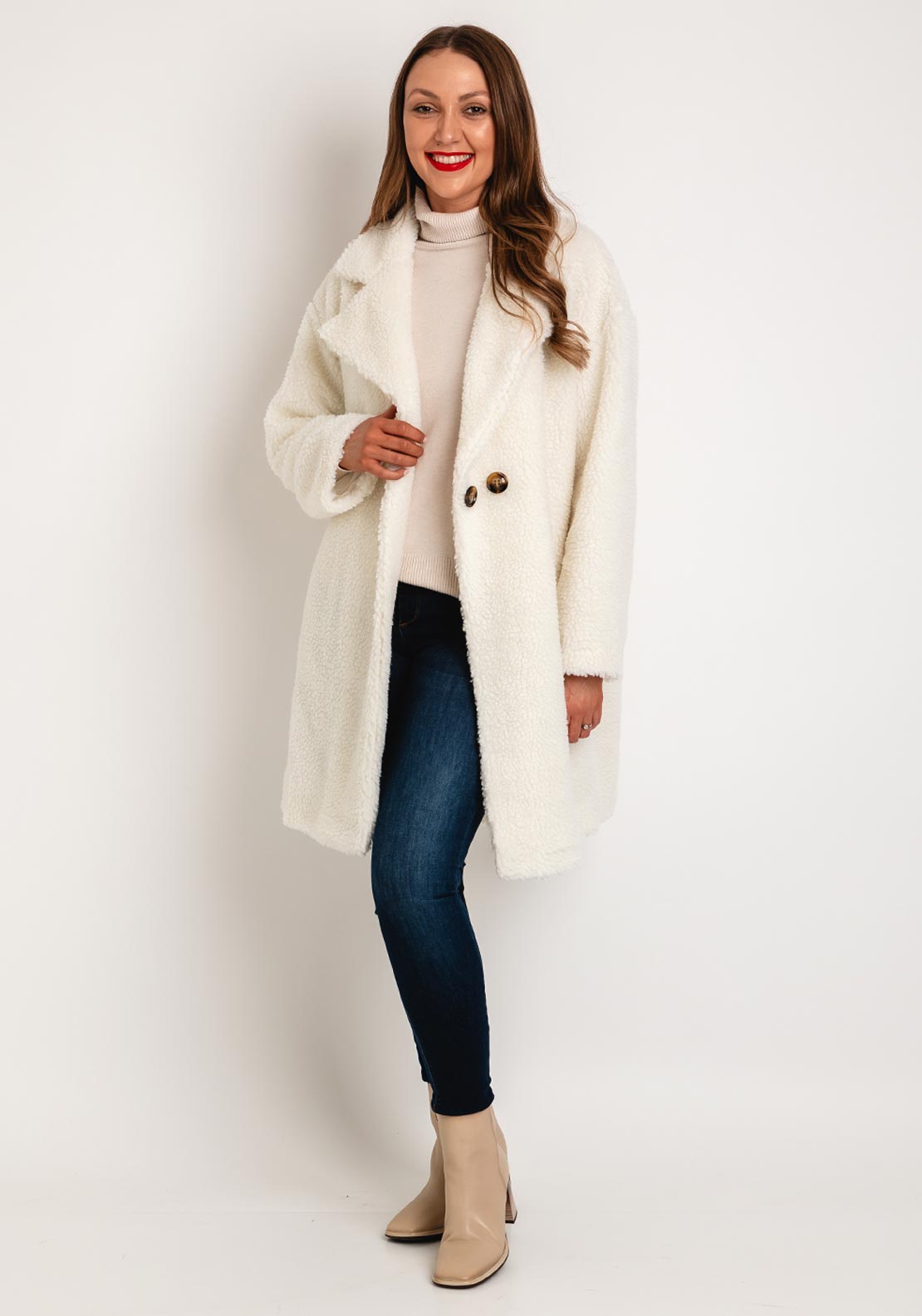 Natalia Collection One Size Teddy Coat, White - McElhinneys