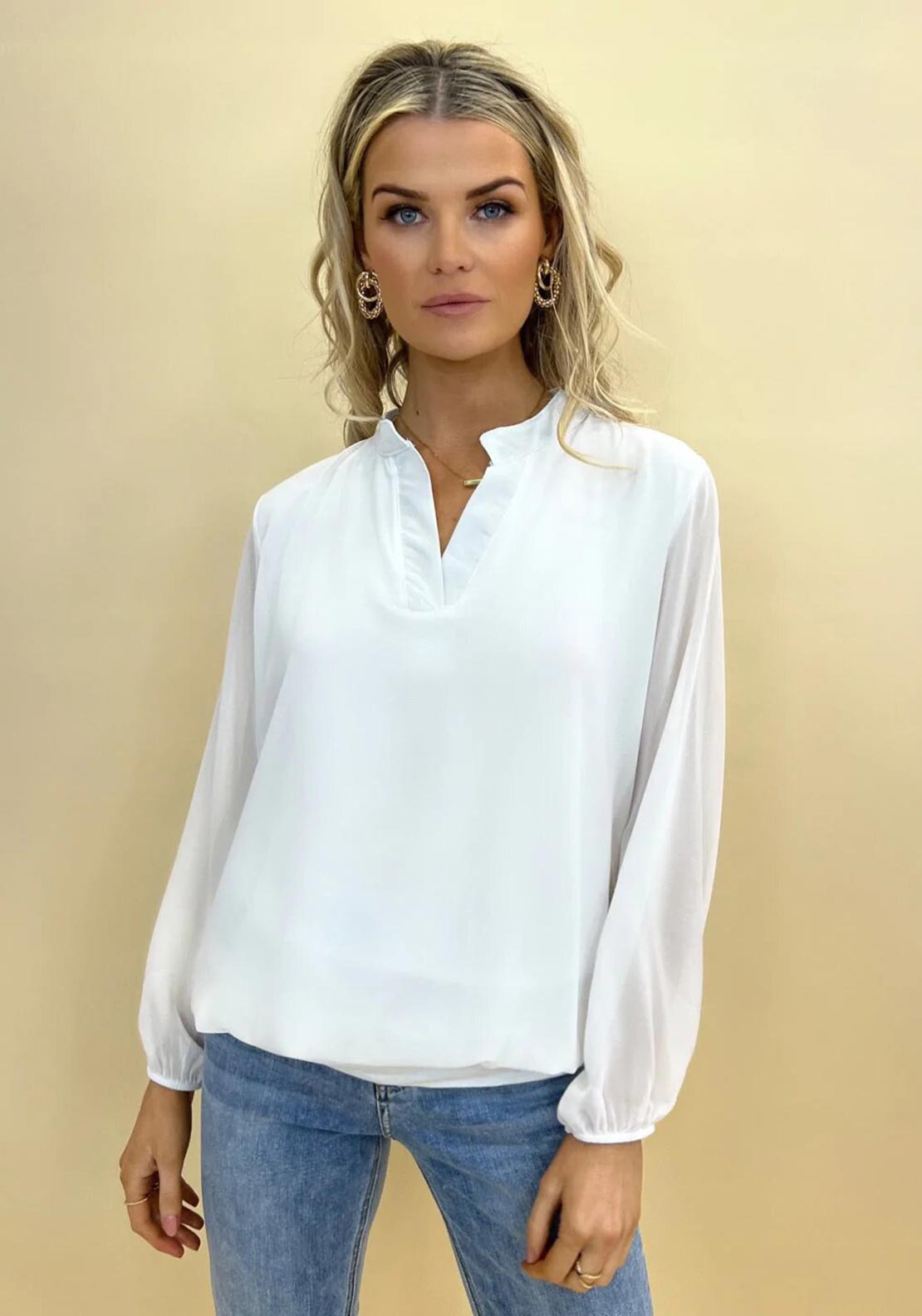 Kate & Pippa Bella Band Hem Top, White - McElhinneys