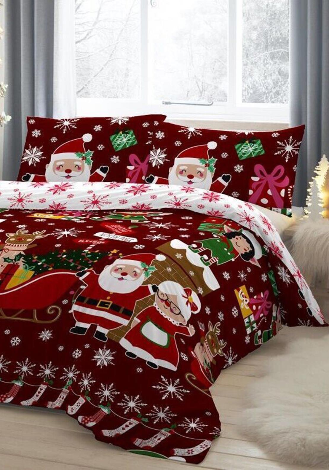 Bedlam Mr & Mrs Santa Double Duvet Set, Red - McElhinneys