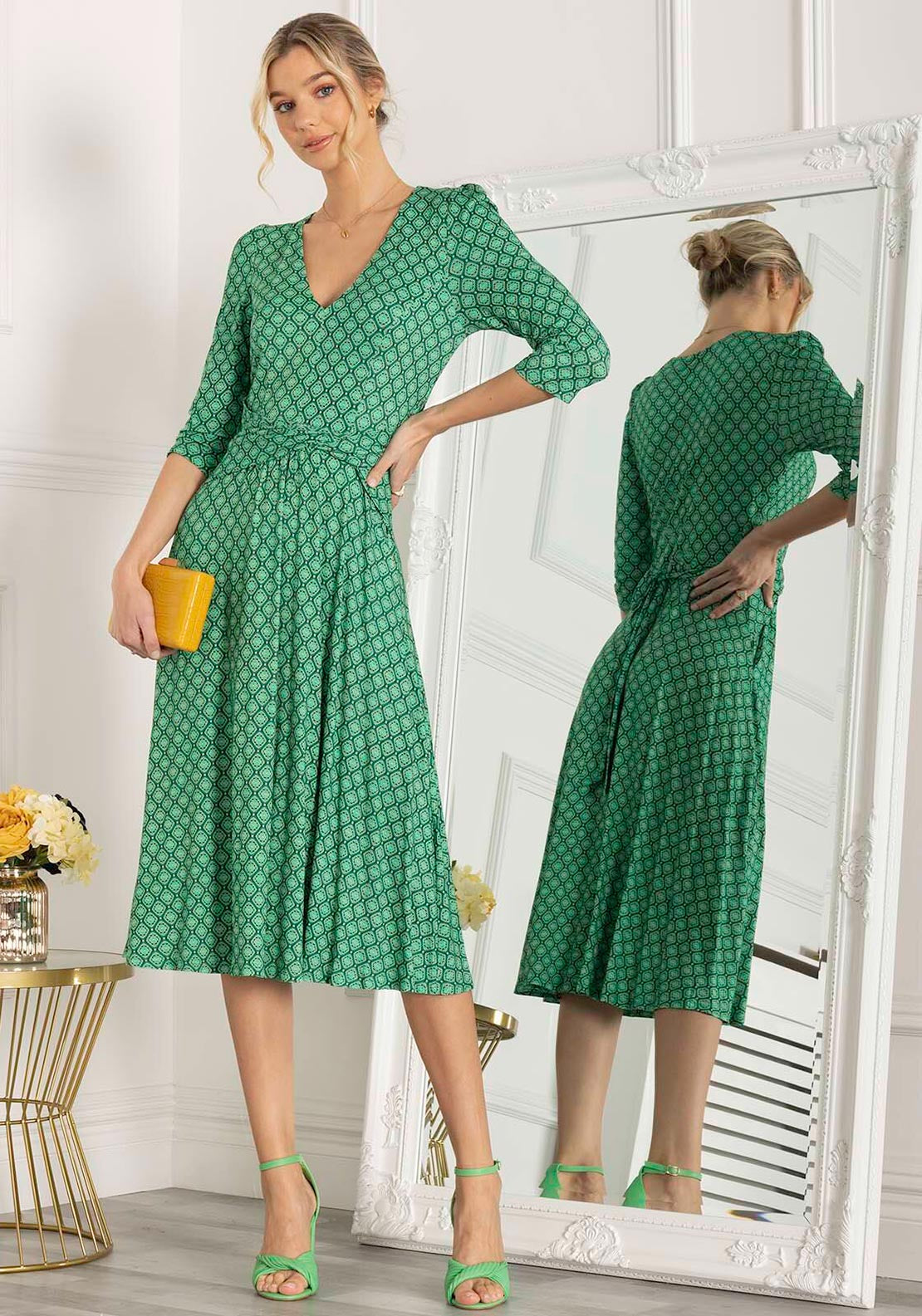 Jolie Moi Delylah Geo Print V Neck Midi Dress, Green - McElhinneys